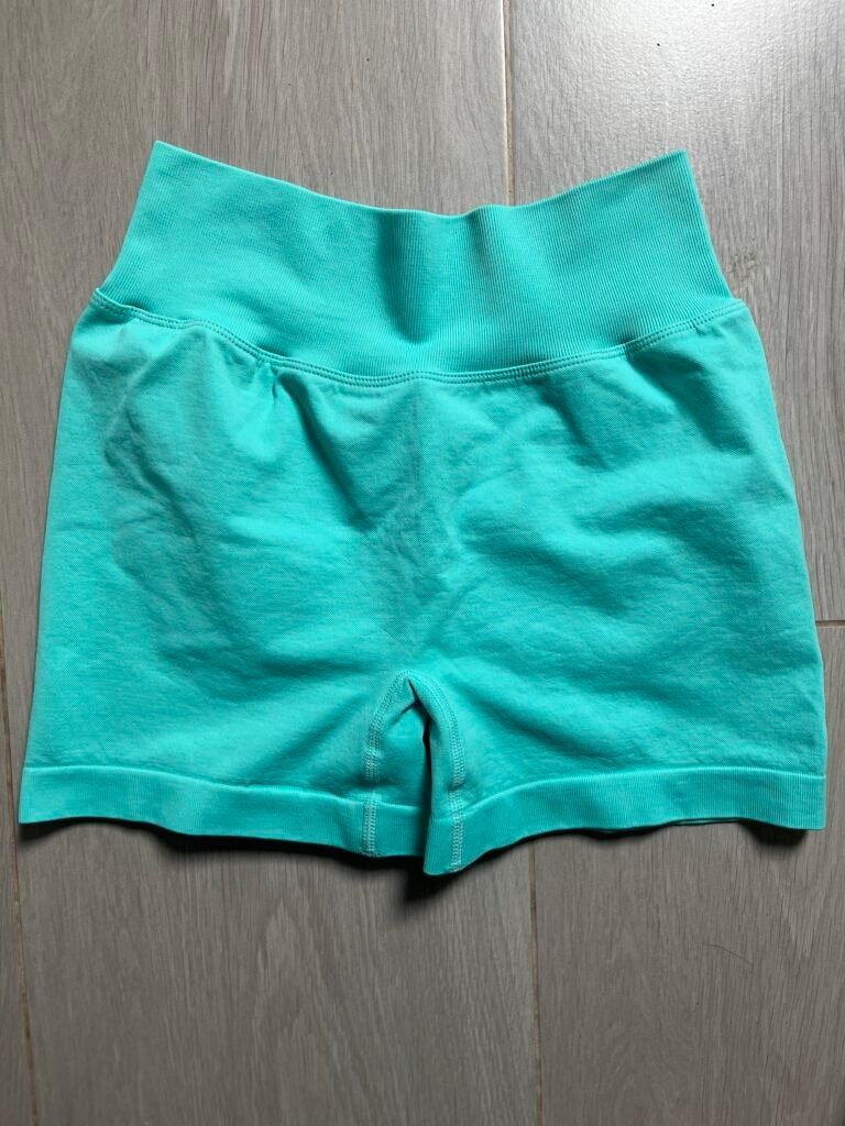 Mini short Mukha – Aqua Green — we are YOGUI